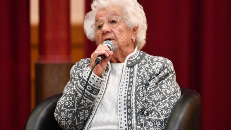 Lille: l’émouvant témoignage d’Esther Senot, survivante des camps de la ...